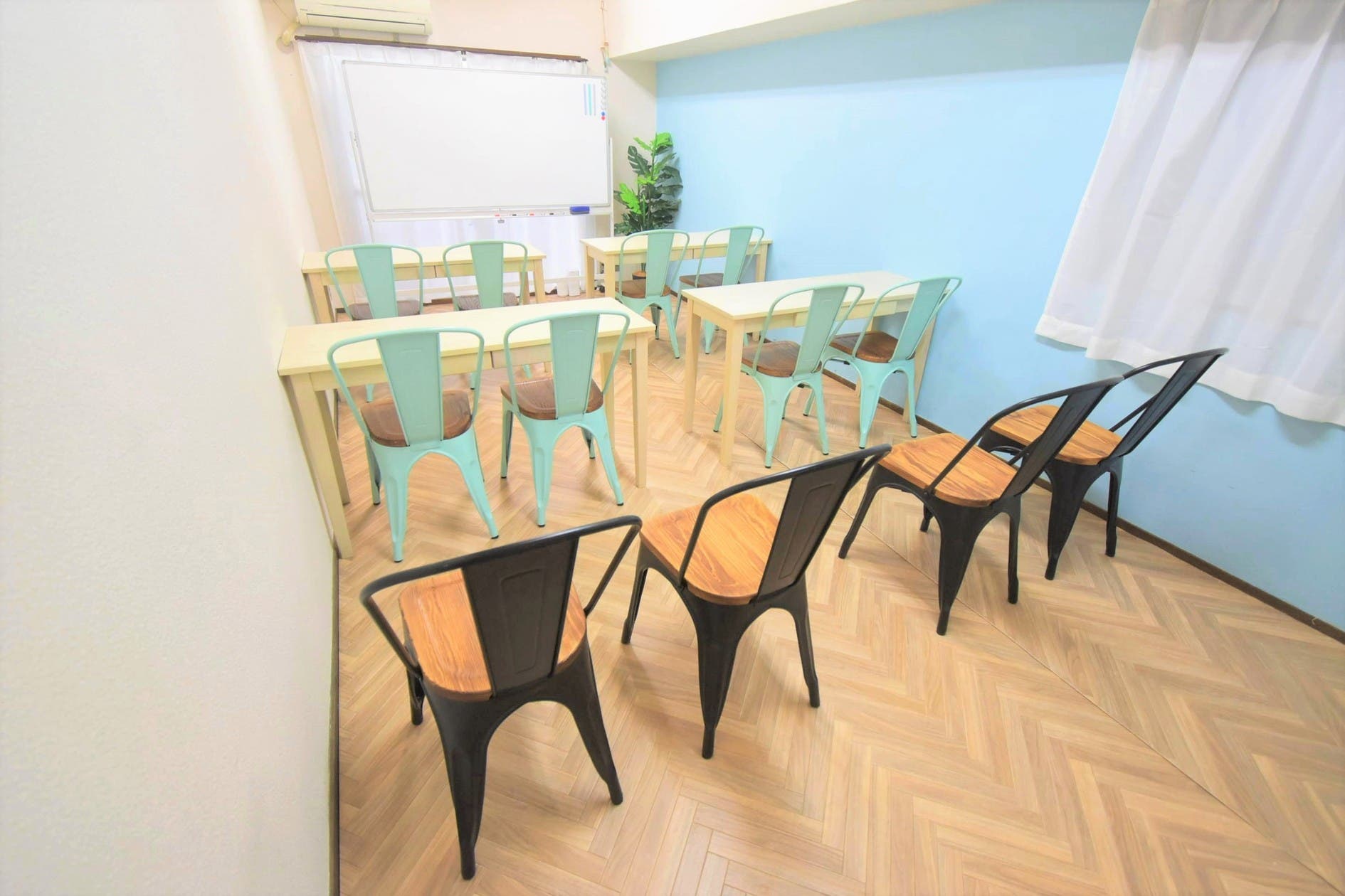 博多駅すぐ✨施術｜マッサージ講習や撮影にも📷 完全個室の貸し会議室👨‍💼16名収容可の写真5