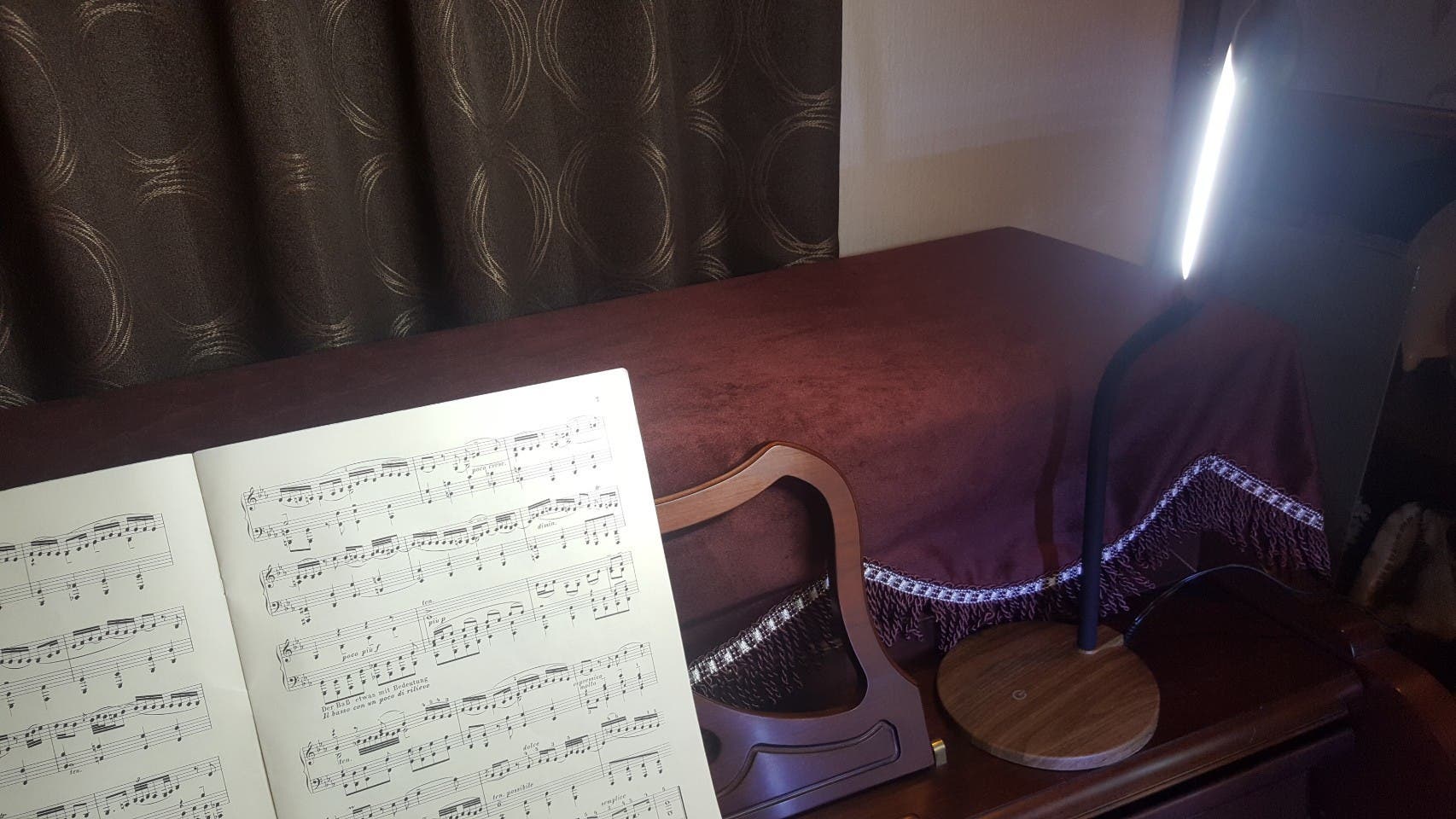 南海高野線初芝駅より徒歩3分！　落ち着いた雰囲気の中でグランドピアノやアンティーク調ピアノが弾ける、撮影にも最適な空間です！の写真14