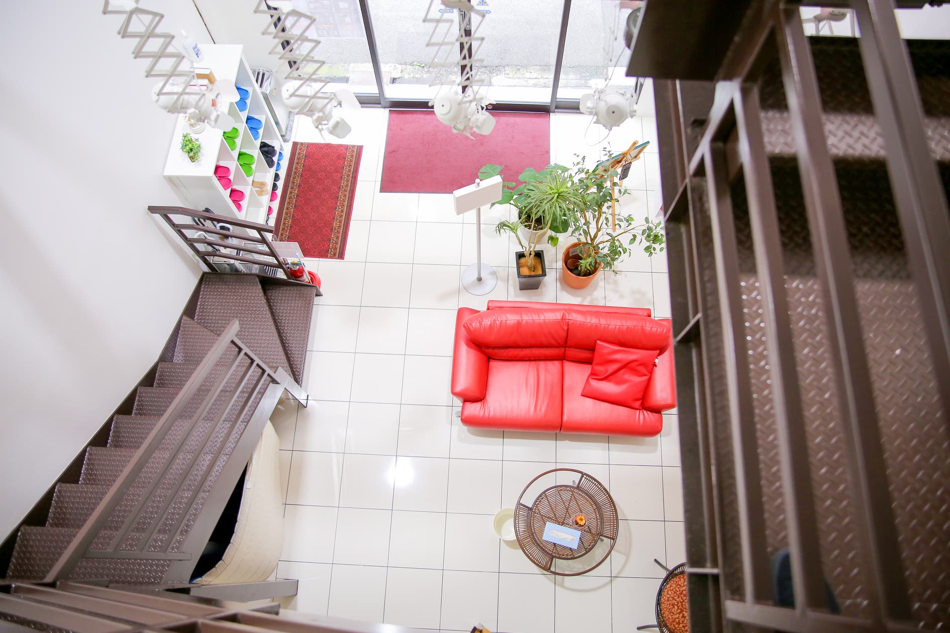 【ココスタジオ日本橋】黒の撮影ルーム📸 換気・定期消毒✨無料WiFi✨コスプレ撮影👚✨の写真25