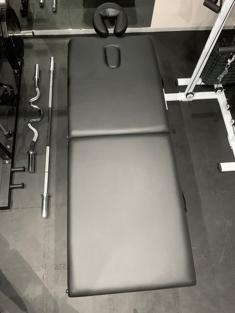 広々空間！【藤沢駅徒歩3分】『ルームランナー／施術ベッド有』完全個室・24時間利用のレンタルジムの写真22