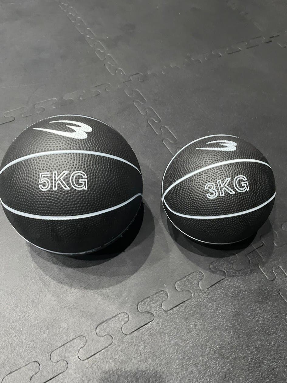 広々空間！【藤沢駅徒歩3分】『ルームランナー／施術ベッド有』完全個室・24時間利用のレンタルジムの写真27