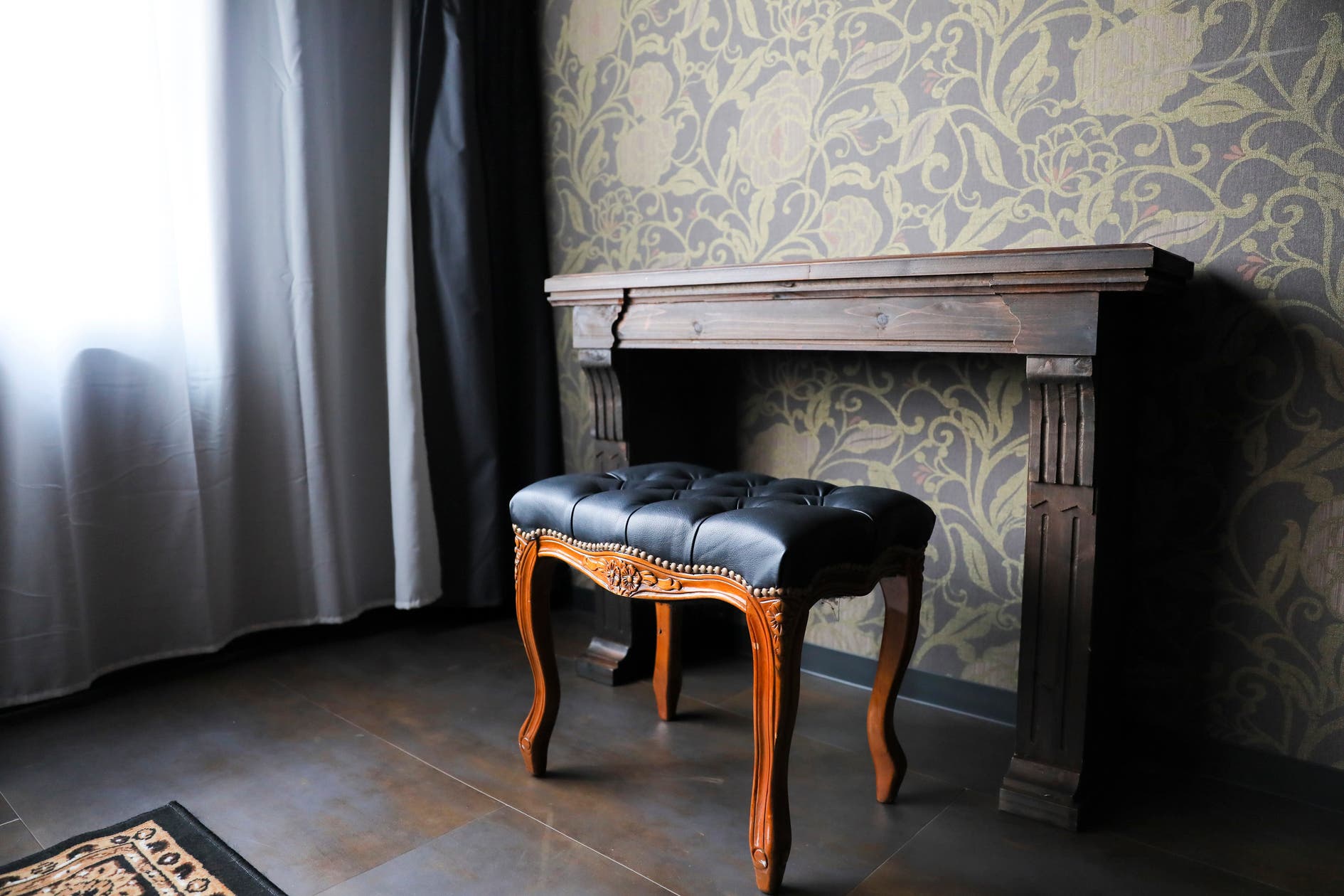 【ココスタジオ日本橋】グレーの撮影ルーム📸 🎅12月25日までクリスマスブース🎄～コスプレ撮影にぴったり✨の写真14