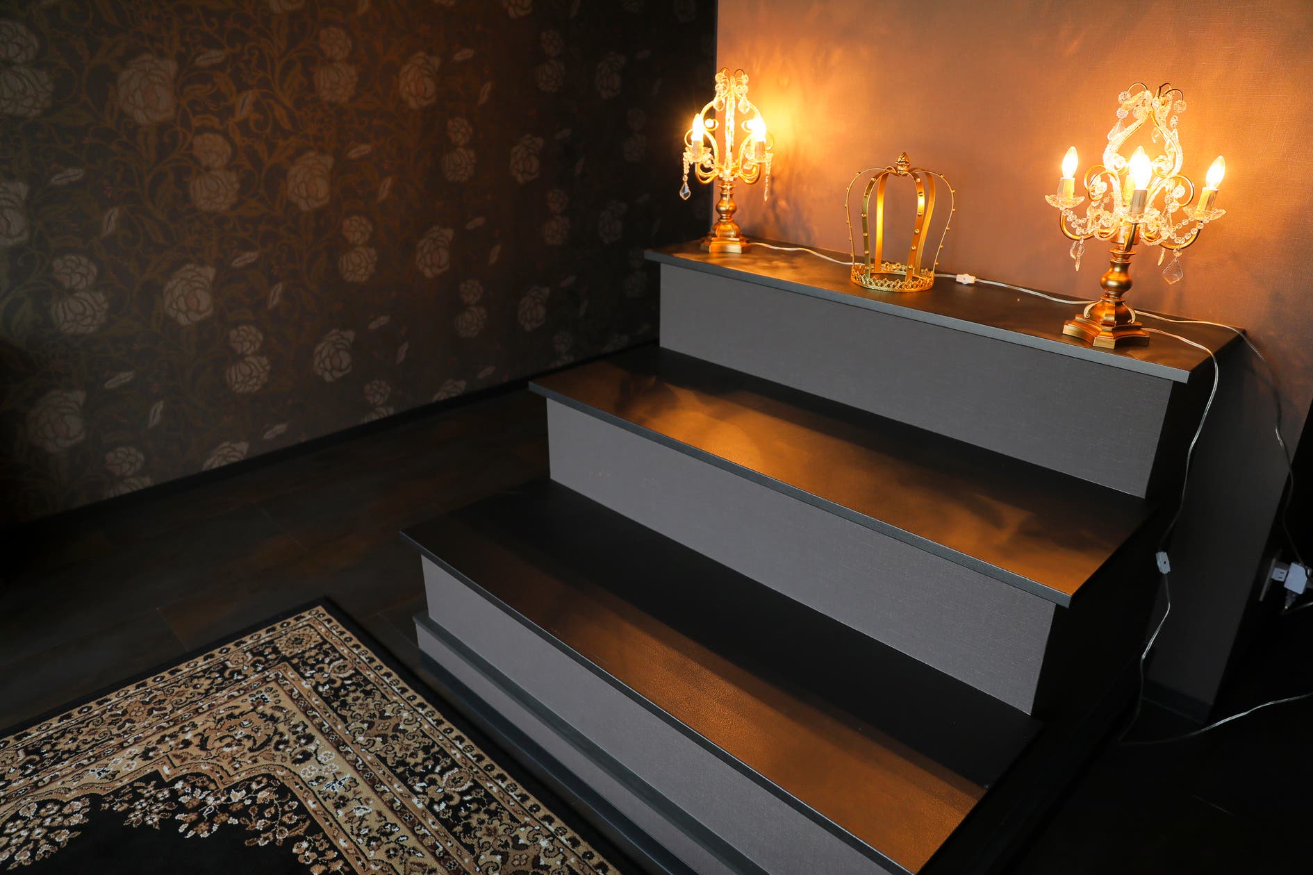 【ココスタジオ日本橋】グレーの撮影ルーム📸 🎅12月25日までクリスマスブース🎄～コスプレ撮影にぴったり✨の写真11