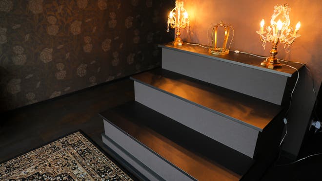 【ココスタジオ日本橋】グレーの撮影ルーム📸 🎅12月25日までクリスマスブース🎄~コスプレ撮影にぴったり✨の写真11