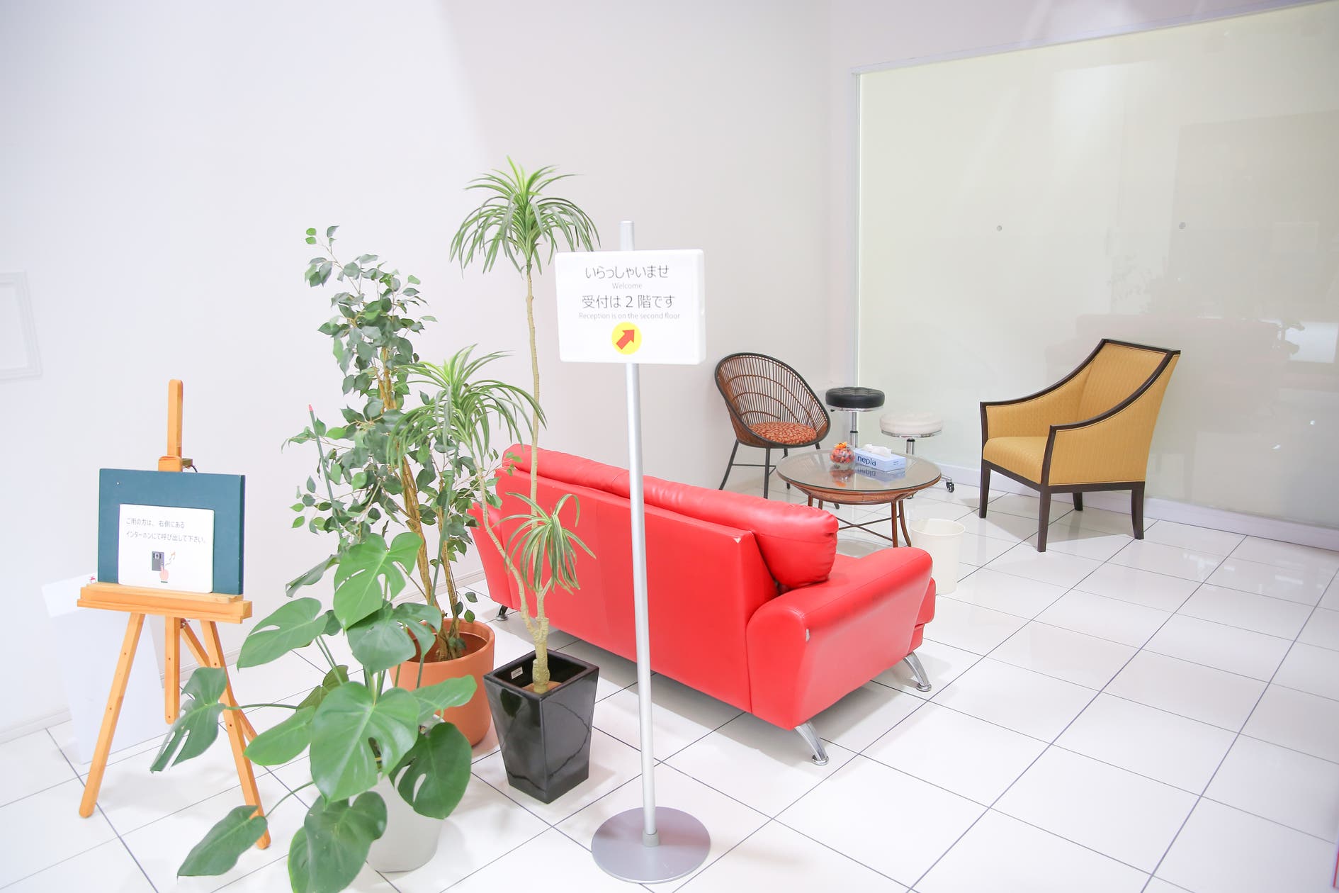 【ココスタジオ日本橋】グレーの撮影ルーム📸 🎅12月25日までクリスマスブース🎄～コスプレ撮影にぴったり✨の写真21