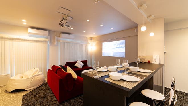 【Room.703】プロジェクター付き貸切スペース!女子会・スポーツ観覧・レッスン・撮影利用などに!の写真2