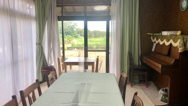 会議・女子会・ママ会・友達ファミリーに。10台以上駐車可能な広々駐車場有り。の写真1