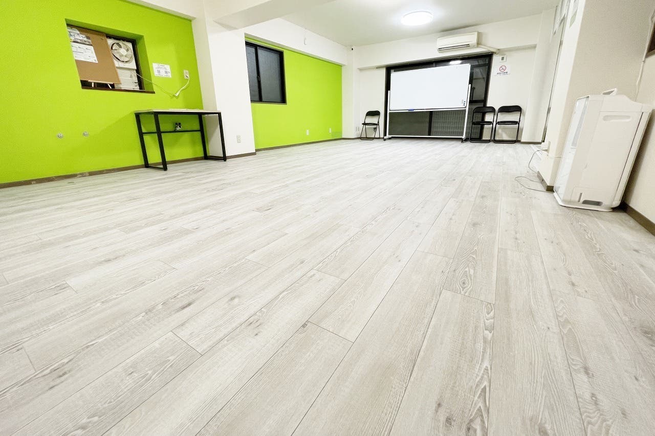 【広々45㎡】完全個室の全面鏡張｜ダンス練習ができる【24時間営業】神戸御影の当日予約可能のレンタルダンススタジオの写真23