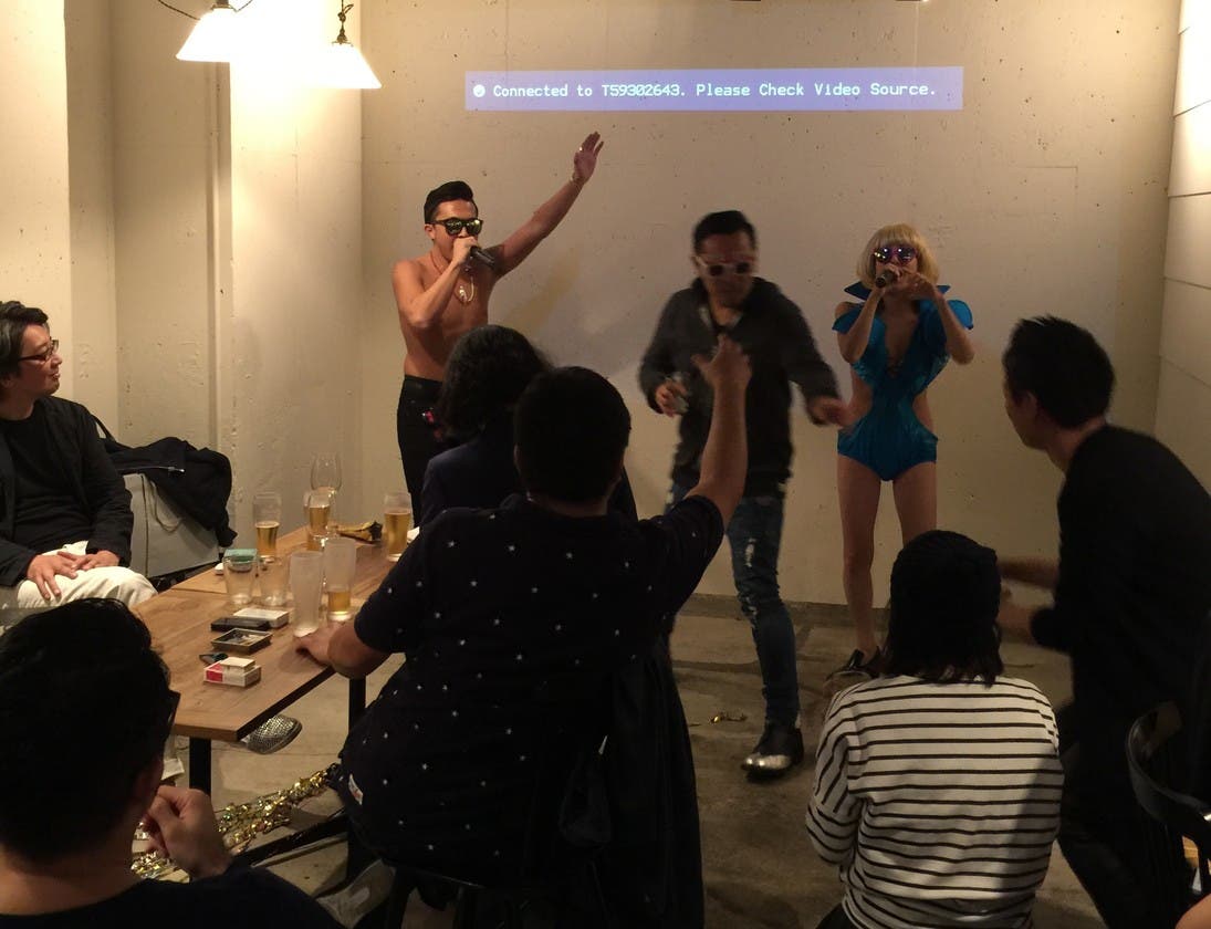 【六本木・麻布十番】駅徒歩5分！吹き抜けのある開放的なレストランを貸切！日中の子連れママ会にもおすすめ！の写真10