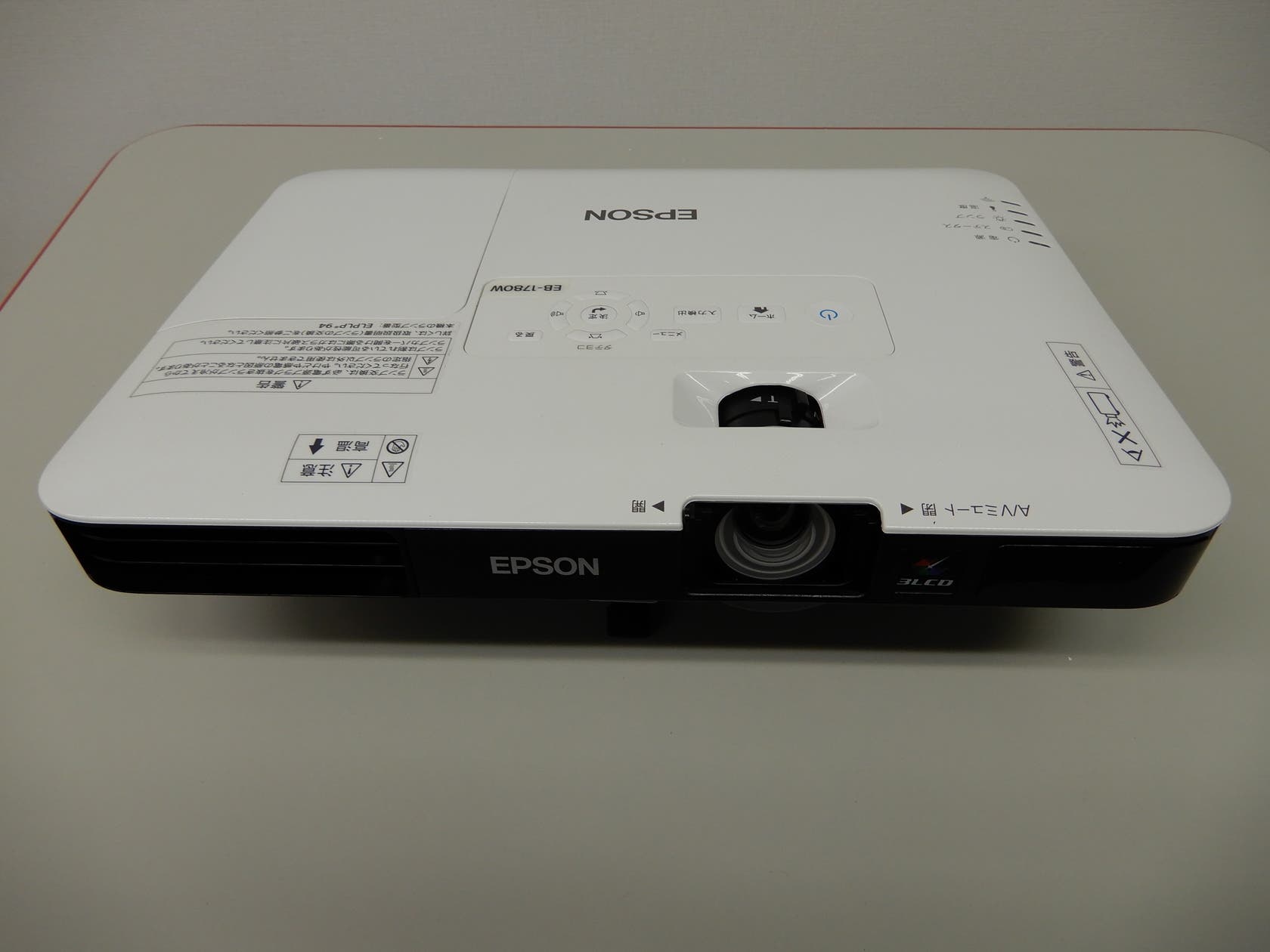 プロジェクターの画像2