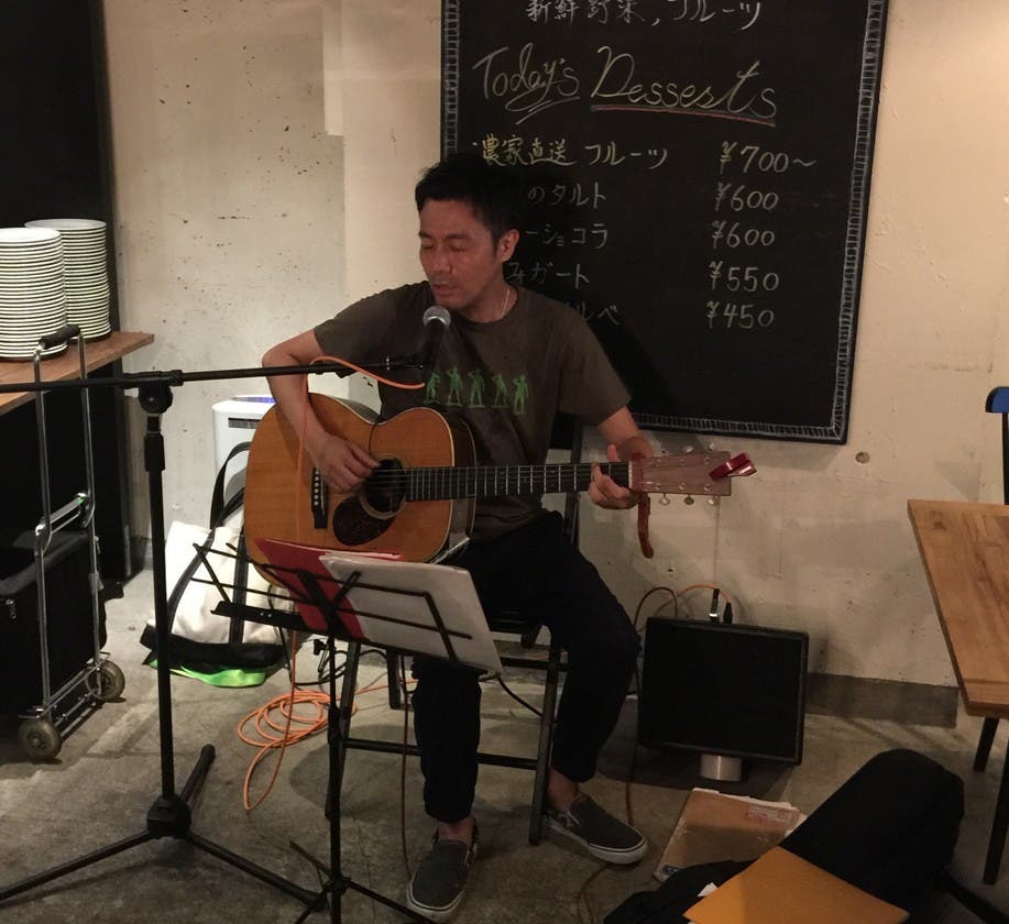 【六本木・麻布十番】駅徒歩5分！吹き抜けのある開放的なレストランを貸切！日中の子連れママ会にもおすすめ！の写真14