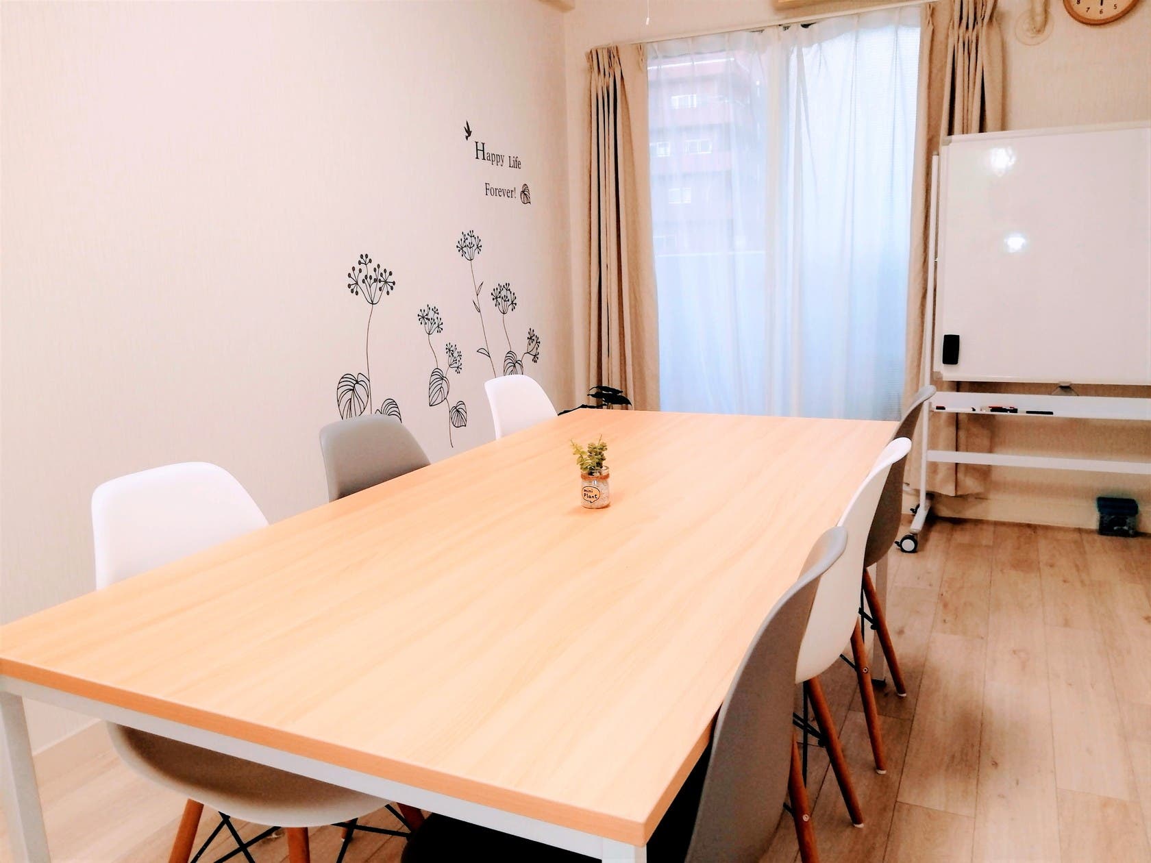 ⭐西新宿5丁目駅3分・都庁前6分⭐TV/空気清浄機/清掃/除菌/喚起/24hゴミ捨てOK・会議・女子会・ゲーム等に最適です。の写真4