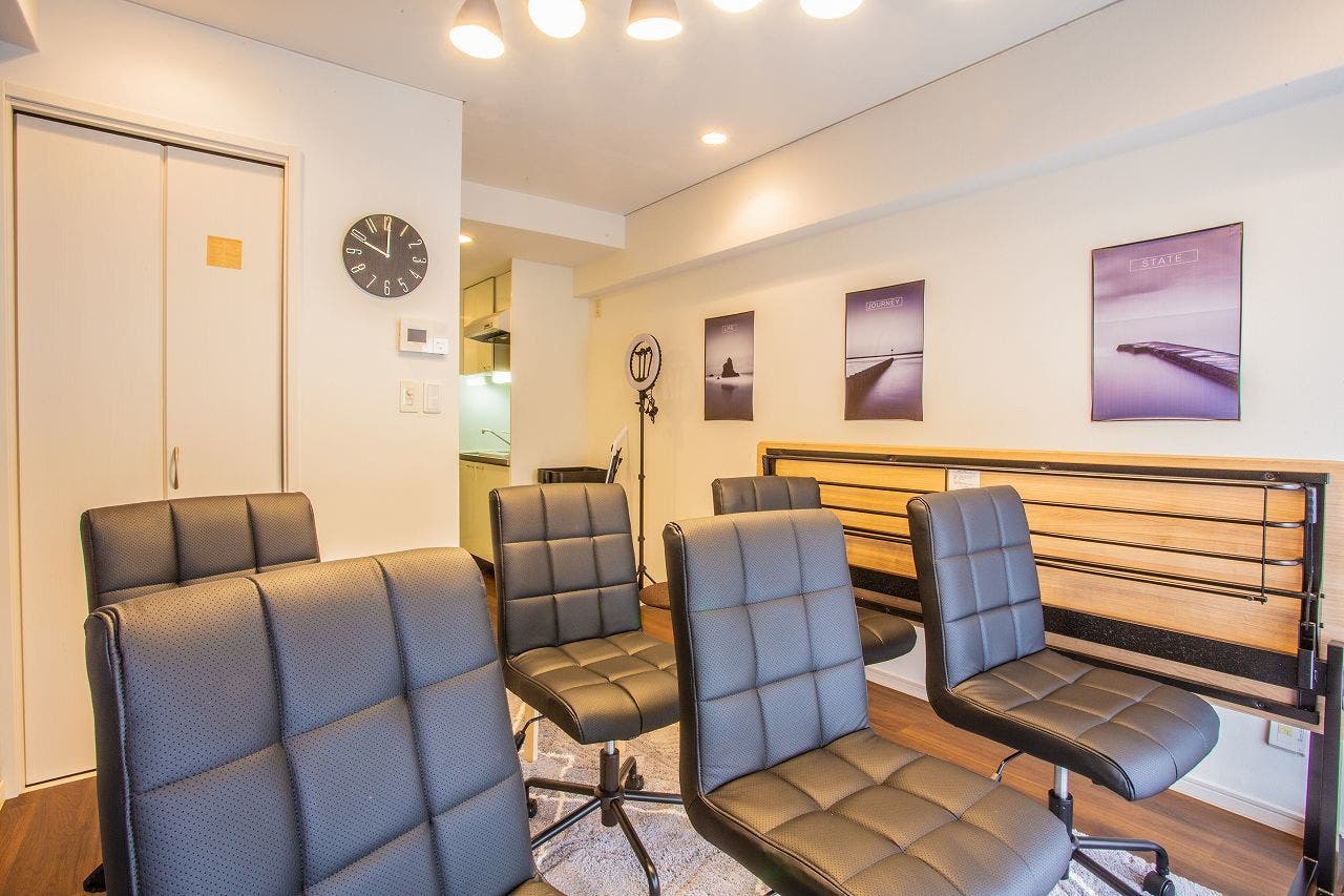 【六本木駅4分！10名利用可！】綺麗な室内！WiFi・プロジェクター・ホワイトボード全て無料！ふれあい貸し会議室 六本木Aの写真8