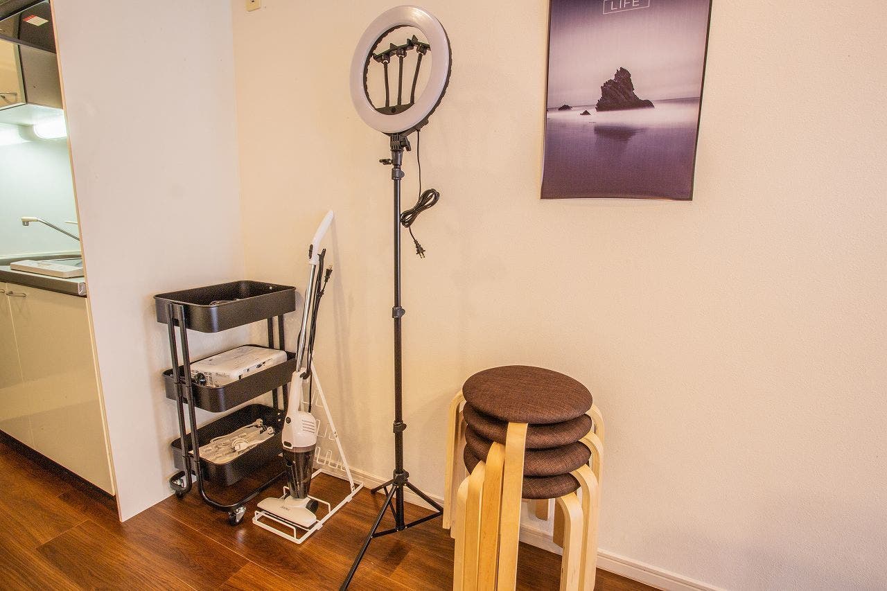 【六本木駅4分！10名利用可！】綺麗な室内！WiFi・プロジェクター・ホワイトボード全て無料！ふれあい貸し会議室 六本木Aの写真13