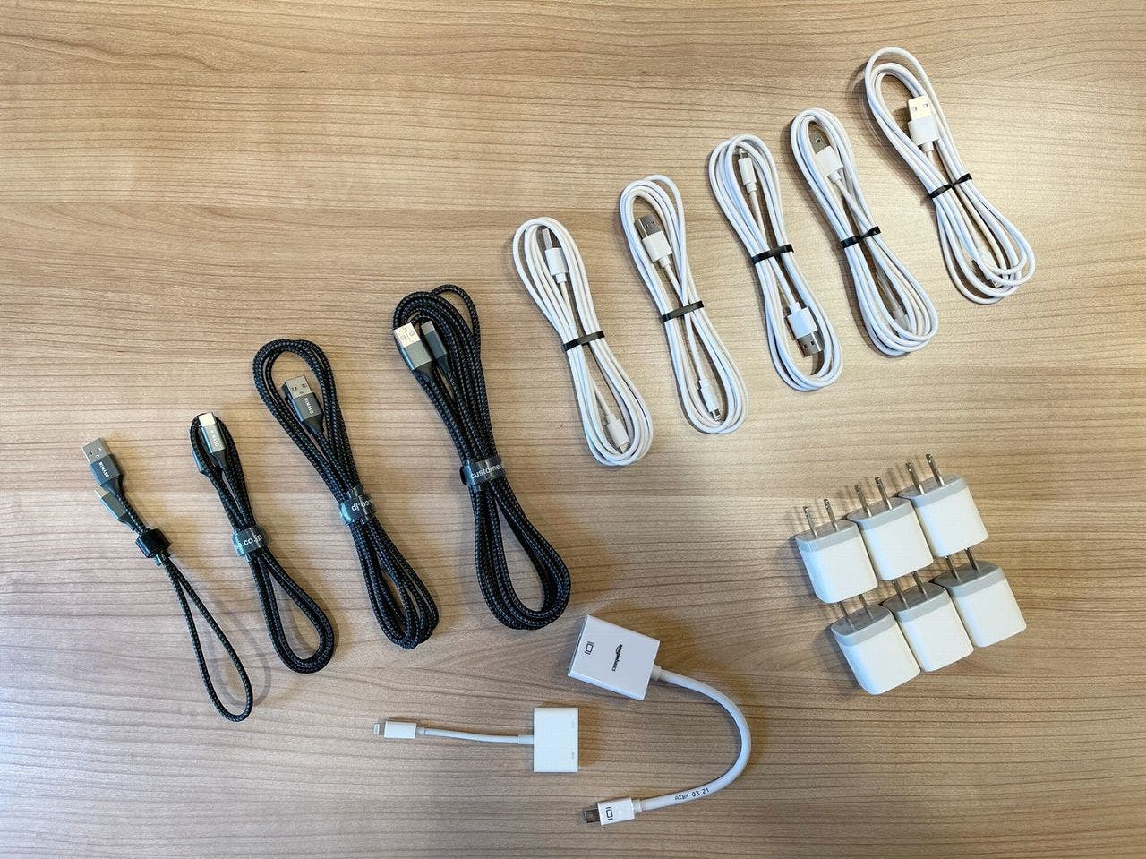 【六本木駅4分！10名利用可！】綺麗な室内！WiFi・プロジェクター・ホワイトボード全て無料！ふれあい貸し会議室 六本木Aの写真15