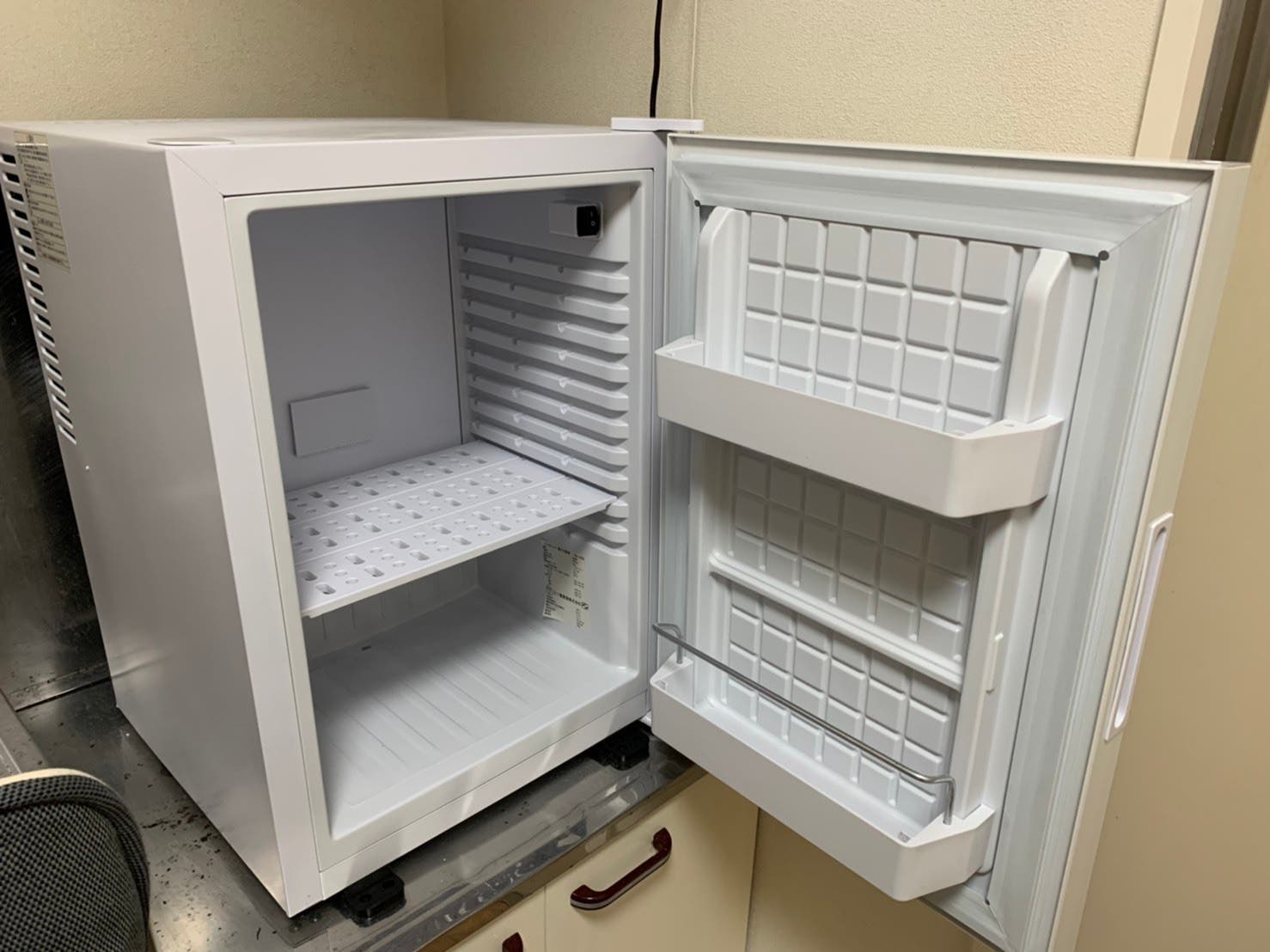 【津田沼駅5分】自然光たっぷり快適！完全個室！光Wi-Fi/モニター/テレワ・会議・セミナー・面接・商談・撮影・朝活に最適の写真14