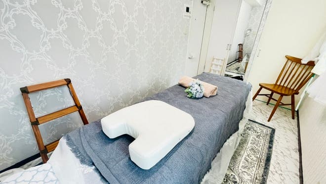 【JR五反田駅徒歩2分】🌹レンタルサロン&COCO|整体マッサージ|完全個室|WiFi有|癒し空間|自然光撮影✤24h除菌の写真2