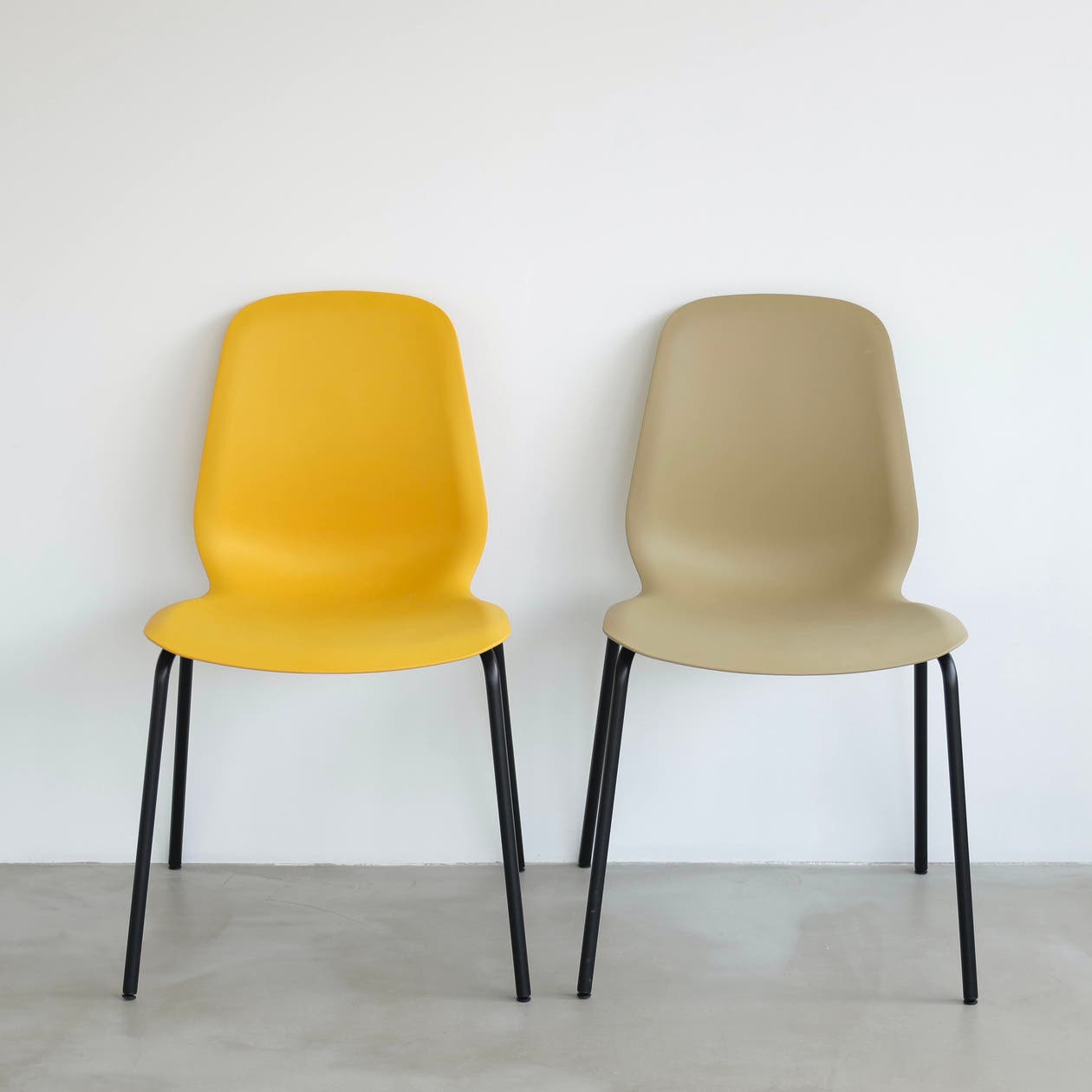 本八幡駅から徒歩4分。ライティング不要の明るい自然光で撮影できるスタジオ。閑静な住宅街ながら近隣にドンキなどあり便利な立地。の写真12