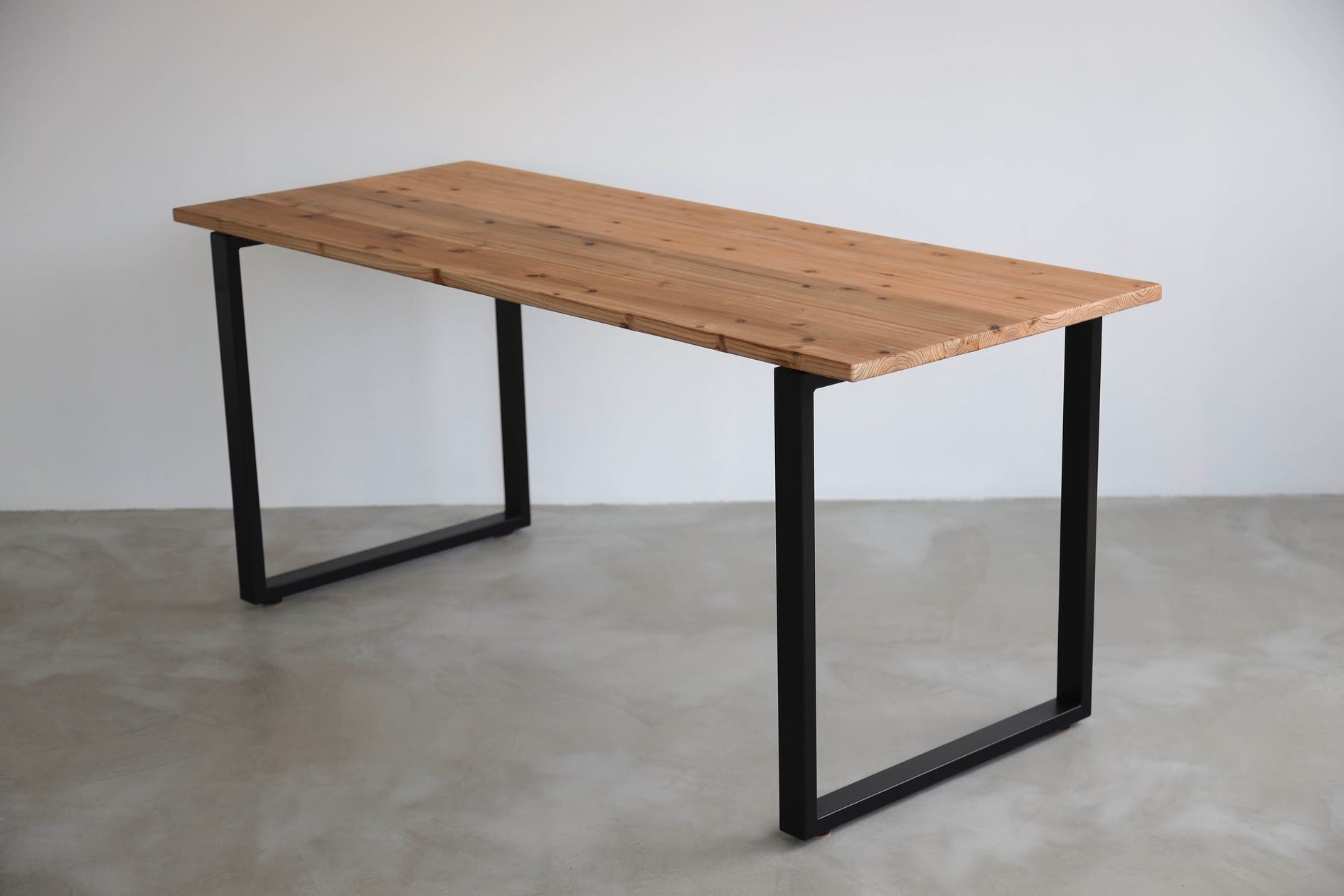 本八幡駅から徒歩4分。ライティング不要の明るい自然光で撮影できるスタジオ。閑静な住宅街ながら近隣にドンキなどあり便利な立地。の写真18