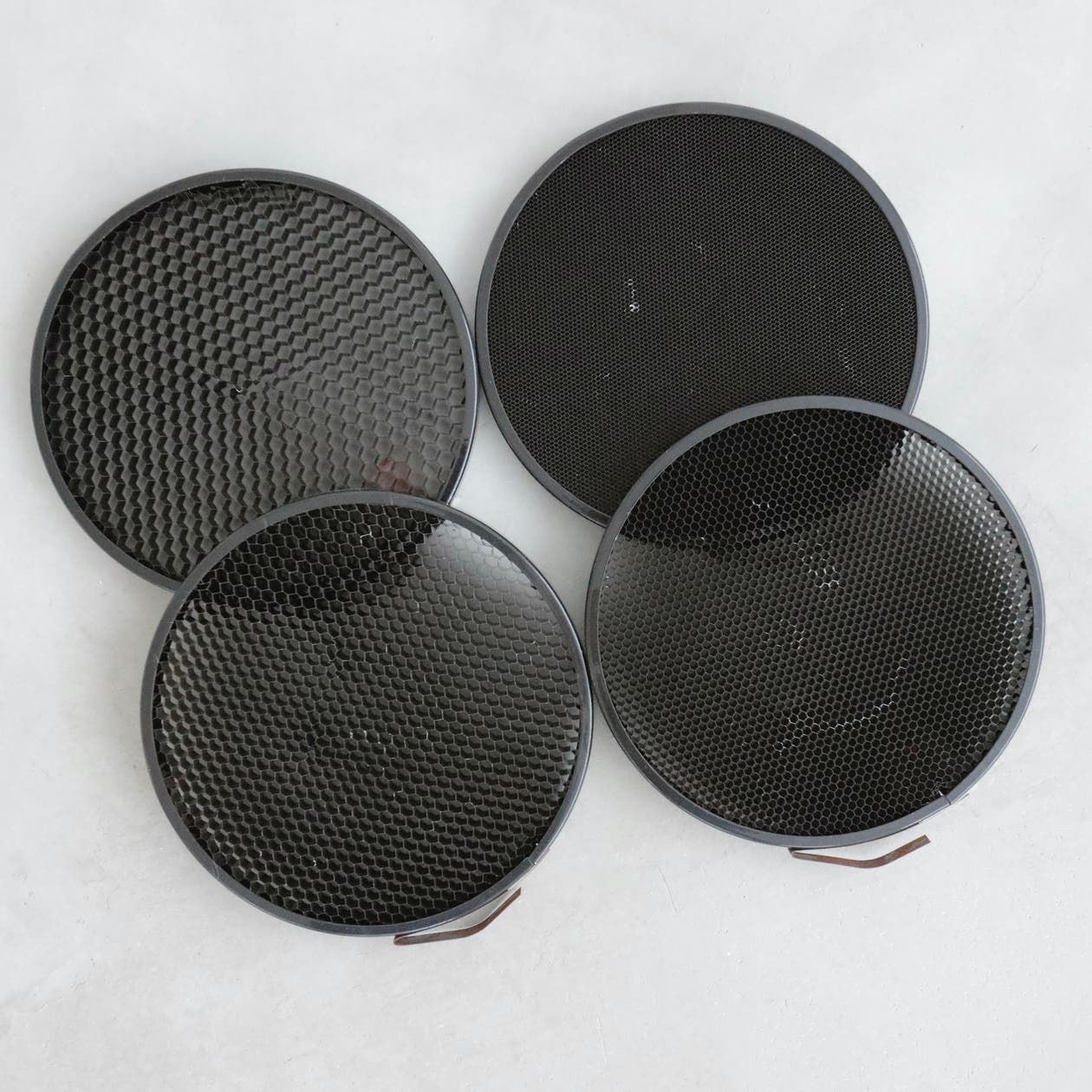 本八幡駅から徒歩4分。ライティング不要の明るい自然光で撮影できるスタジオ。閑静な住宅街ながら近隣にドンキなどあり便利な立地。の写真24