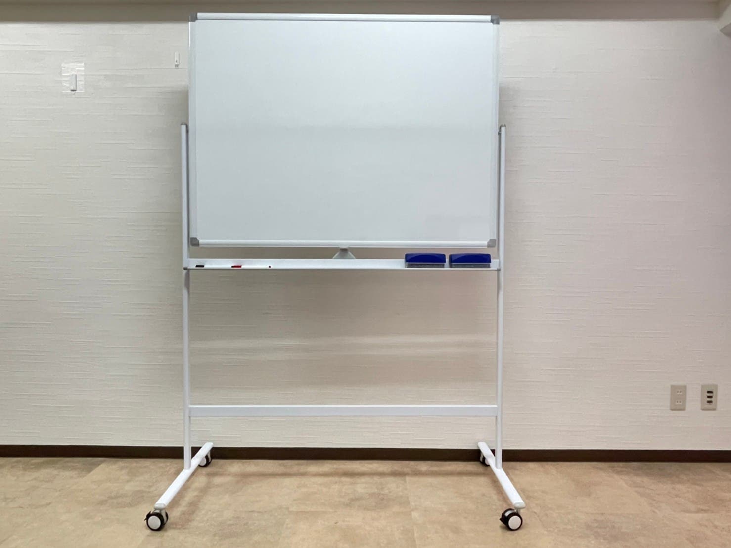 ⭐️光回線導入！⭐️＜北浜ワークスペース＞完全個室✨モニター/有線＋Wi-Fi/ホワイトボード/テレワーク/会議/商談/作業場所の写真20