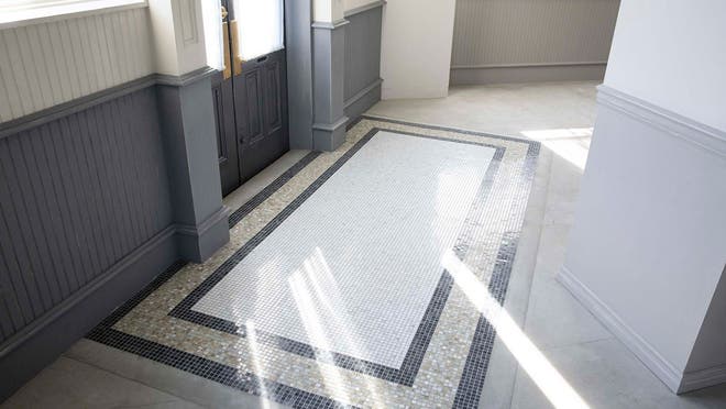 【代官山駅8分】ギャラリーや展示会に適した白×ライトグレーのモダンなイベントスペースの写真18