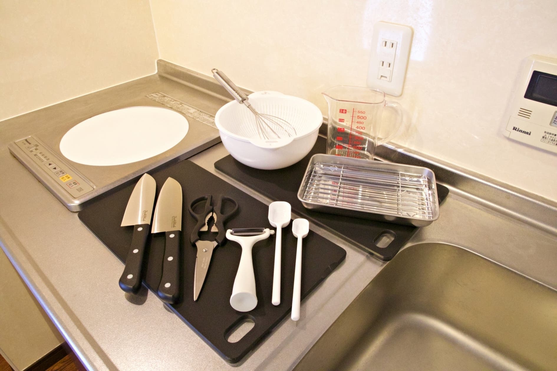 横浜駅から5分｜最大20名｜大画面TV｜ゴミ捨てOK｜任天堂スイッチ_360【シェアスぺBali横浜】の写真14