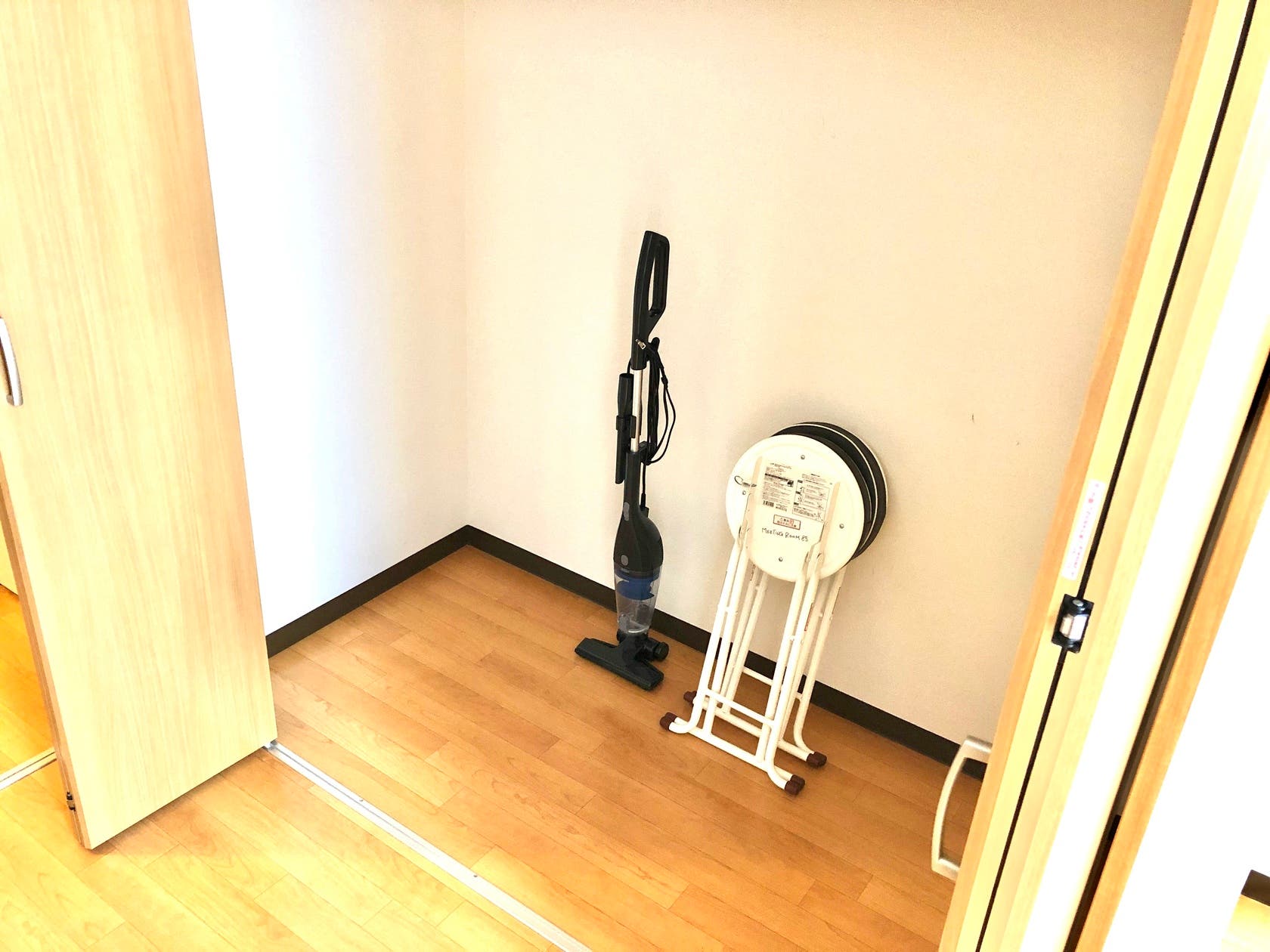 坂戸駅3分/即予約可/無料WiFi/除菌グッズ/大きな窓で換気OK/個室/格安/8名の写真16