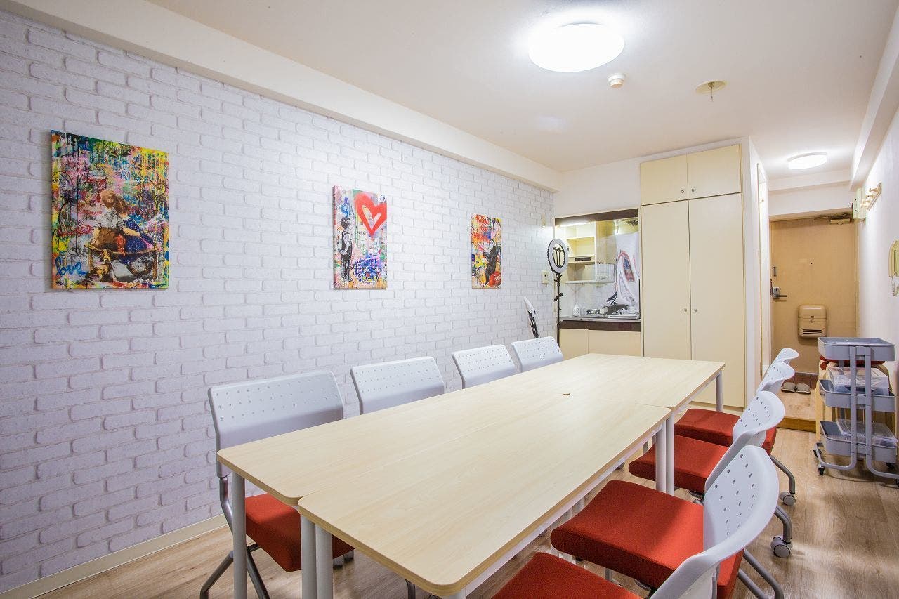 【府中駅5分！12名利用可！】綺麗な室内！WiFi・プロジェクター・ホワイトボード全て無料！ふれあい貸し会議室 府中Aの写真5