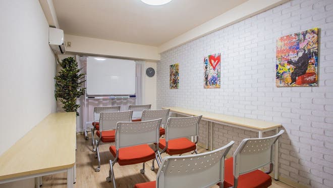 【府中駅5分!12名利用可!】綺麗な室内!WiFi・プロジェクター・ホワイトボード全て無料!ふれあい貸し会議室 府中Aの写真8
