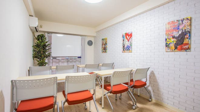 【府中駅5分!12名利用可!】綺麗な室内!WiFi・プロジェクター・ホワイトボード全て無料!ふれあい貸し会議室 府中Aの写真9