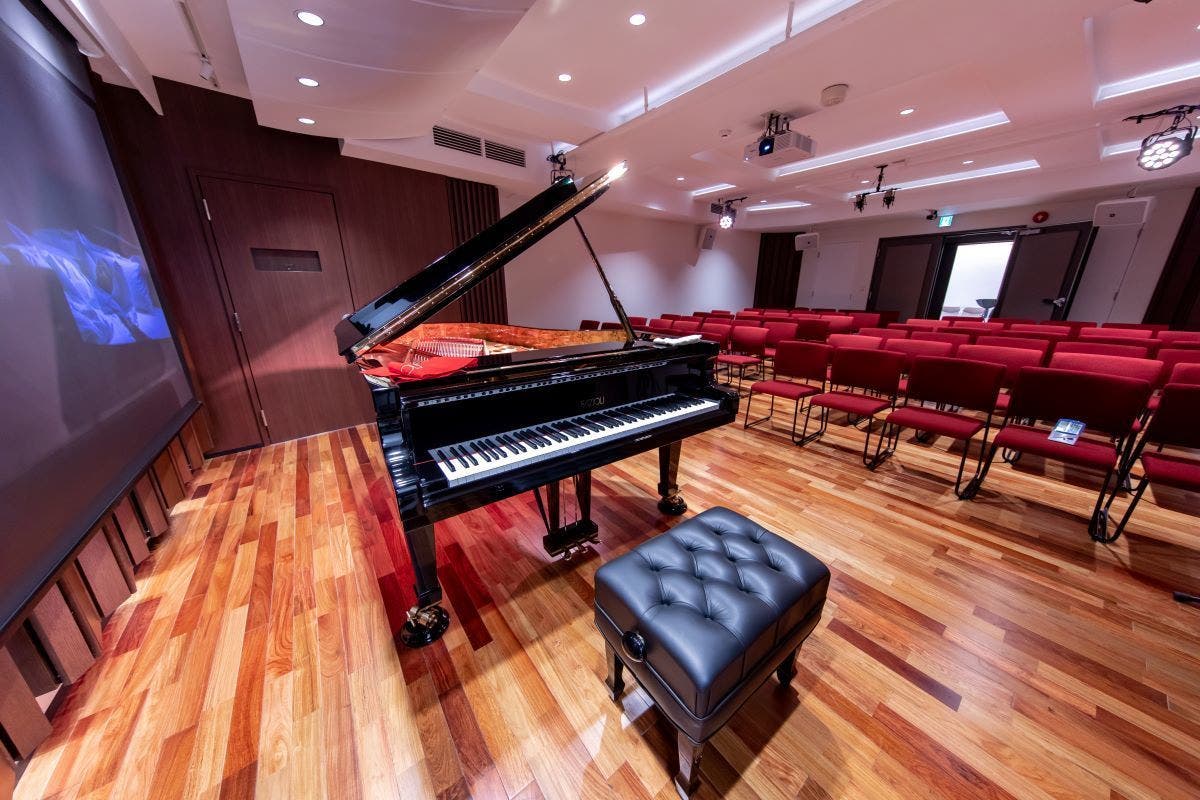 【渋谷徒歩3分】渋谷ホール：Fazioliグランドピアノ常設の音楽ホール【客席数40席/Wifi完備/駐車場付き】の写真3