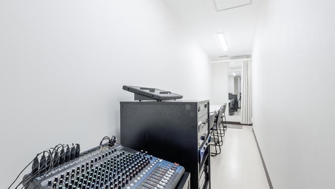 【渋谷徒歩3分】渋谷ホール:Fazioliグランドピアノ常設の音楽ホール【客席数40席/Wifi完備/駐車場付き】の写真6