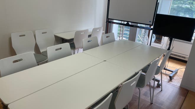 荻窪駅南口3分【即予約可・高速度WiFi・除菌完備】各種教室、会議、商談、面接、研修、撮影、ボドゲ、自習等に最適な個室スペースの写真8