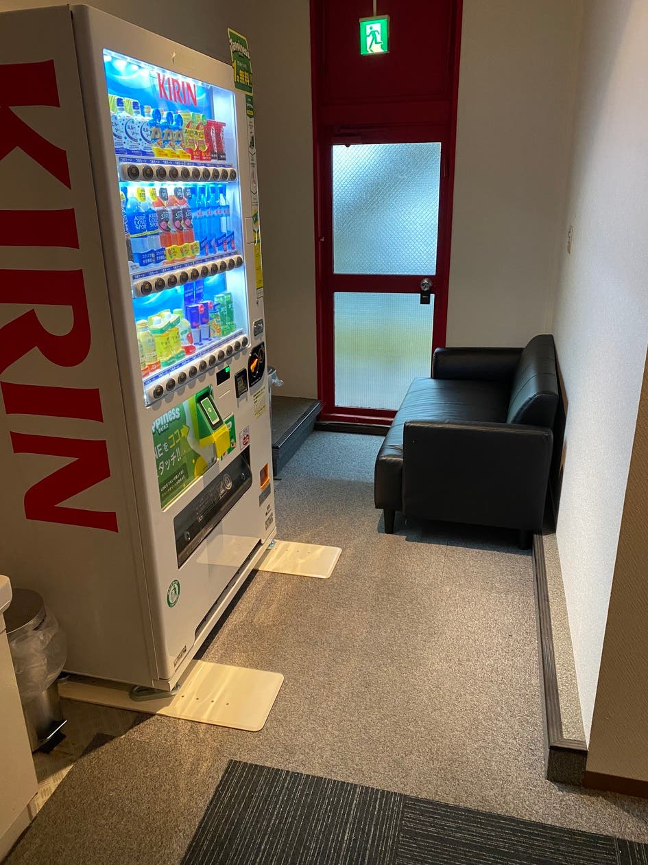 A【勾当台公園駅５分】大型レンタルスタジオ / 音響設備完備 / wifiあり / 更衣室あり / 自動販売機ありの写真4