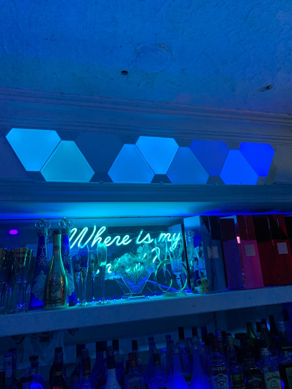 デザイナーズ バー、照明も自由に調整可能。イベントや撮影に最適の写真7