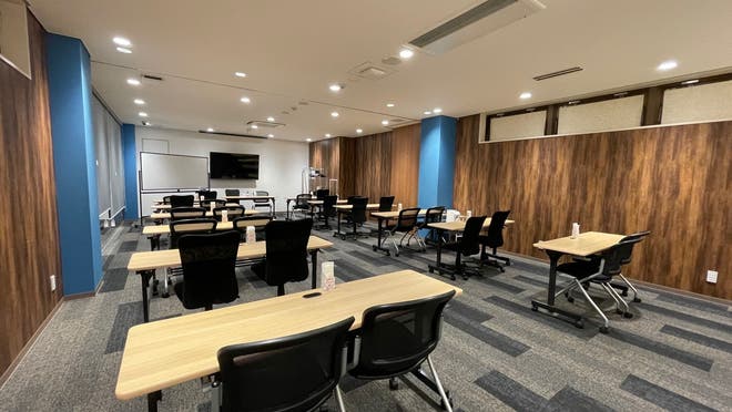 【BIZcomfort神戸元町】JR・阪神「神戸元町駅」から徒歩1分!32名用セミナー会場の写真1