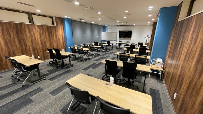 【BIZcomfort神戸元町】JR・阪神「神戸元町駅」から徒歩1分!32名用セミナー会場の写真2