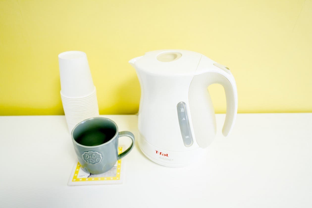 テレワーク、会議、面接に最適でお洒落な個室♪大型モニター、テレビ、ホワイトボード、エステ台完備！【スクルド 戸塚】の写真20