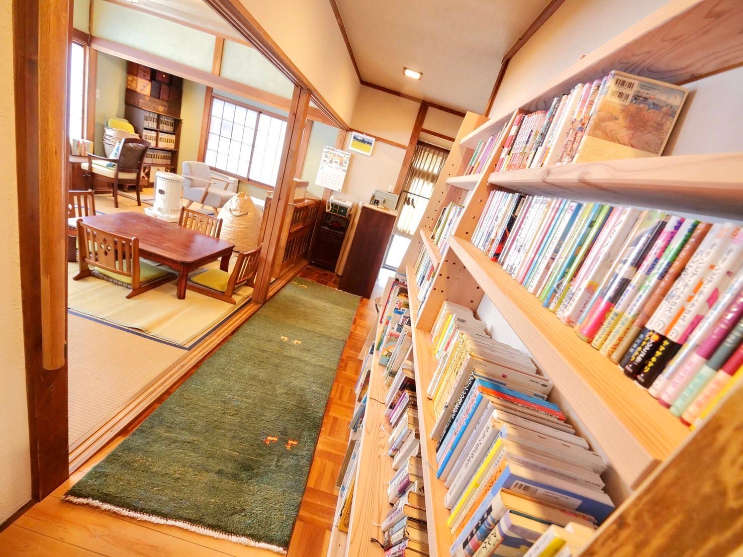 箱根のお座敷ブックカフェの写真7
