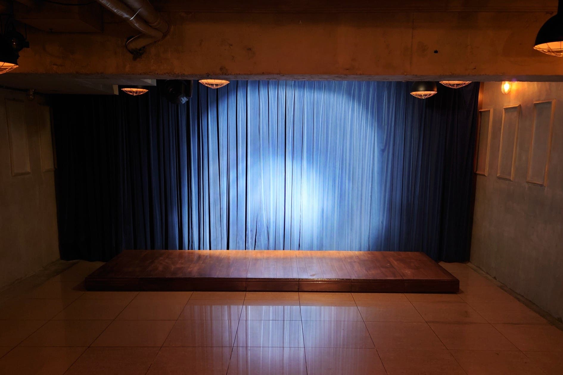 機材持ち込みOK / ステージ・音響・照明設備有/各種撮影・配信に【インダストリアルデザイン】の写真3