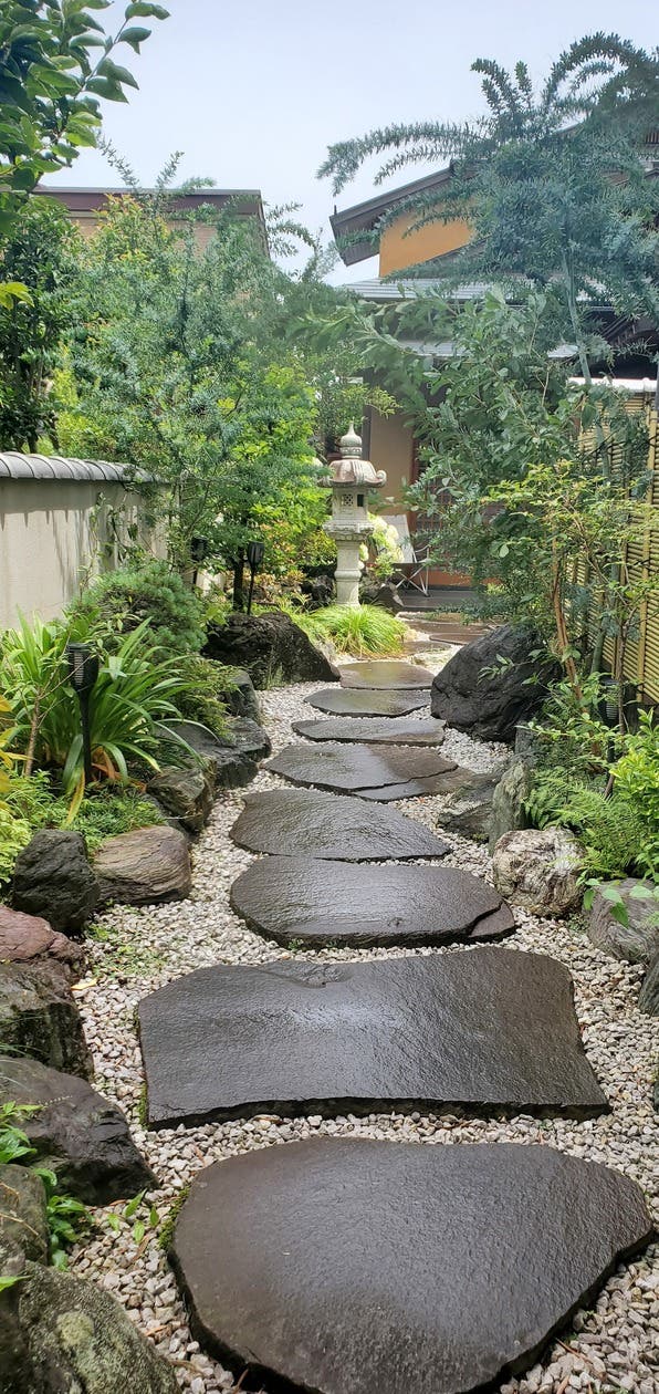 セラピー専用ルーム「アロマ、整体、リラクゼーションなど」電動ベットの写真15