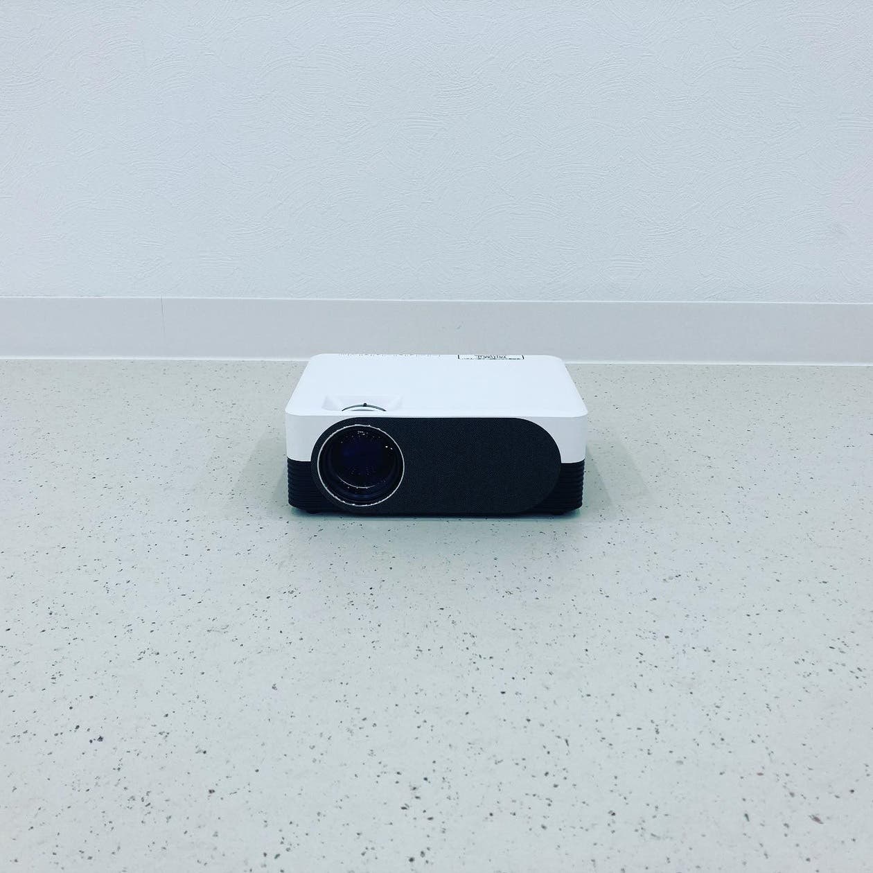 プロジェクターの画像1