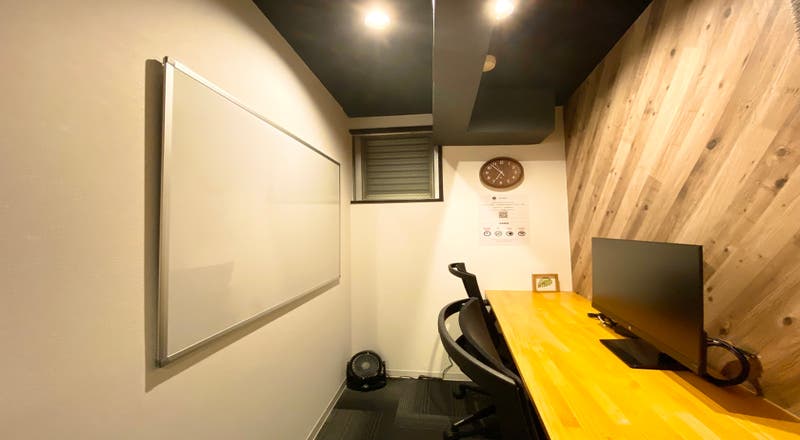 ★NEW★【駒込2分】2名用個室ブース。Zoom会議、PC作業、動画撮影、勉強等。超高速WIFI 2Gbps（C-2）
