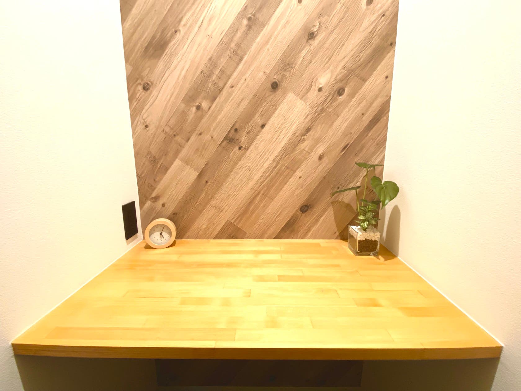 ★NEW★【駒込2分】ドア付き1人用個室ブース。Zoom会議、PC作業、動画撮影、勉強等。超高速WIFI 2Gbps（A-4）の写真5