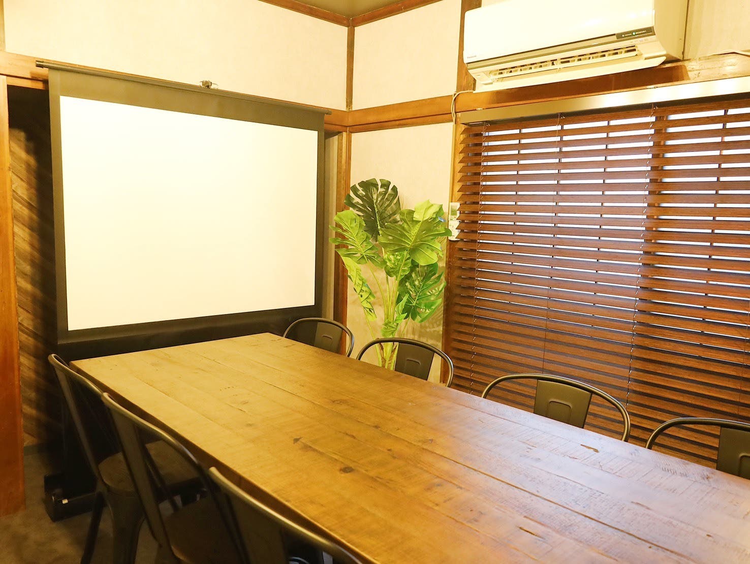 ★NEW★【北千住2分】落ち着いた空間。窓開け可。高速WiFi・各種設備無料！会議、レッスン・整体等（RoomA・最大10名）の写真11