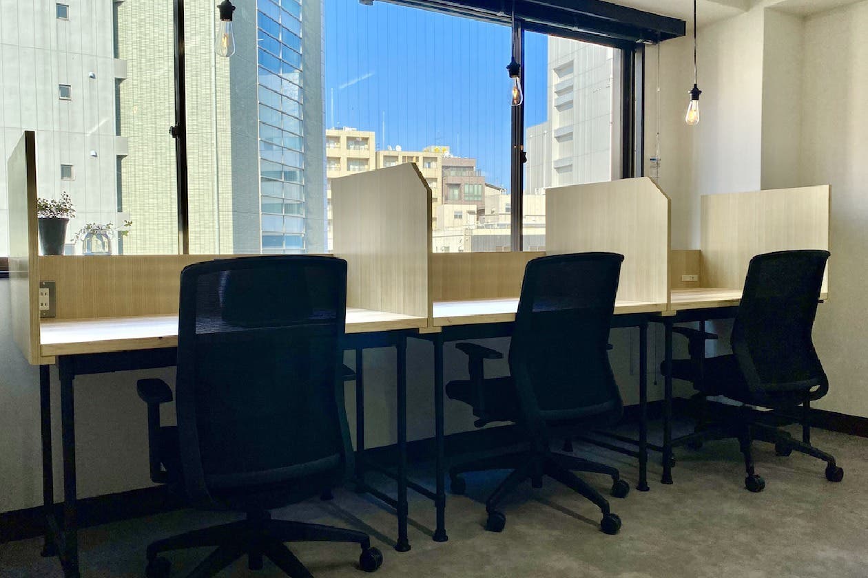 【東日本橋徒歩2分】個室専用プラン/オープン席も利用可/高速wifi電源完備/モニター無料｜web会議、勉強、動画撮影に！の写真5