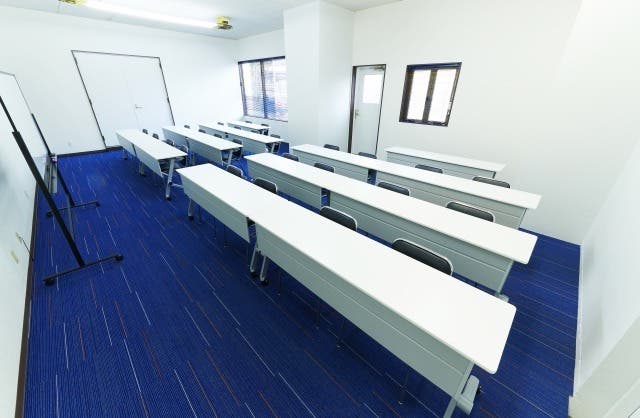 都心からアクセス良好で宿泊も可能な会議室！幕張インター１分の写真5