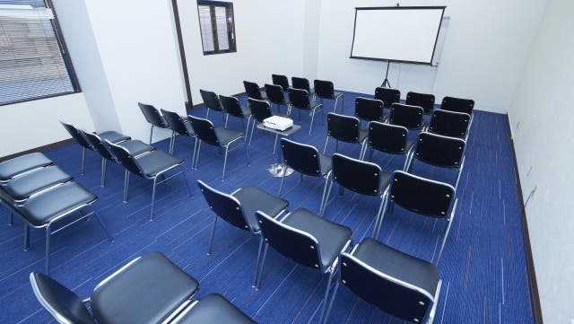 都心からアクセス良好で宿泊も可能な会議室!幕張インター1分の写真9