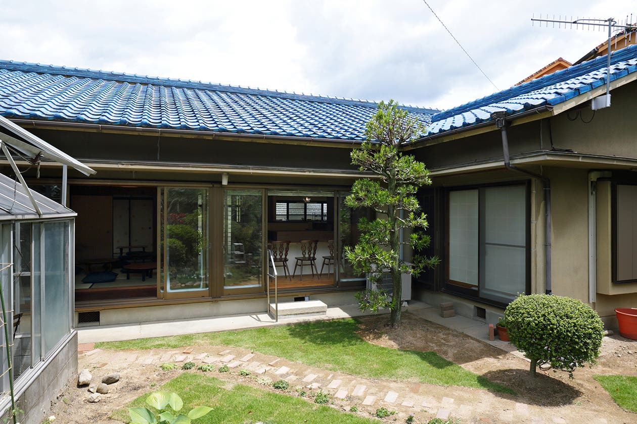 古民家の佇まいを活かした隠れ家風カフェスペースの写真6